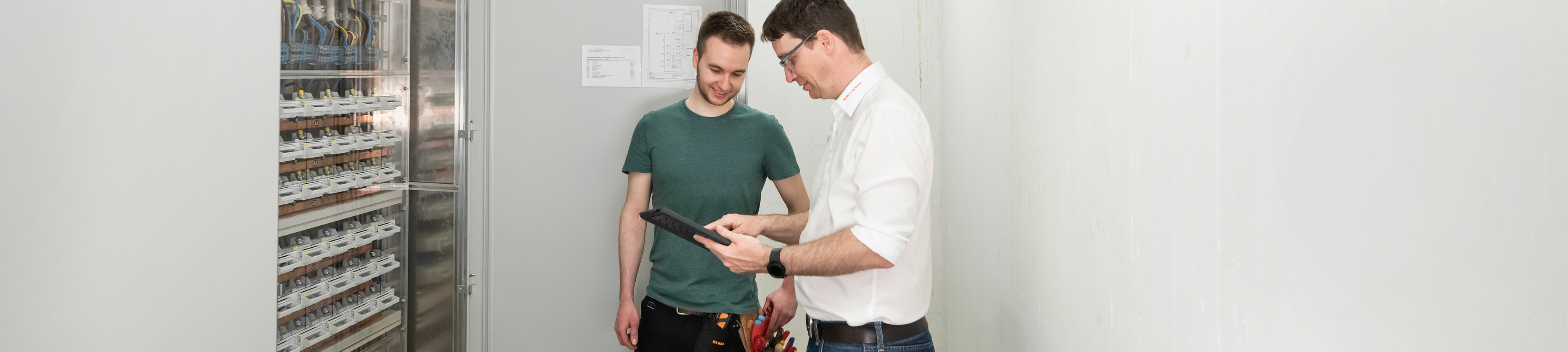 Unser Angebot für Elektroinstallateur:innen - Elektronorm AG